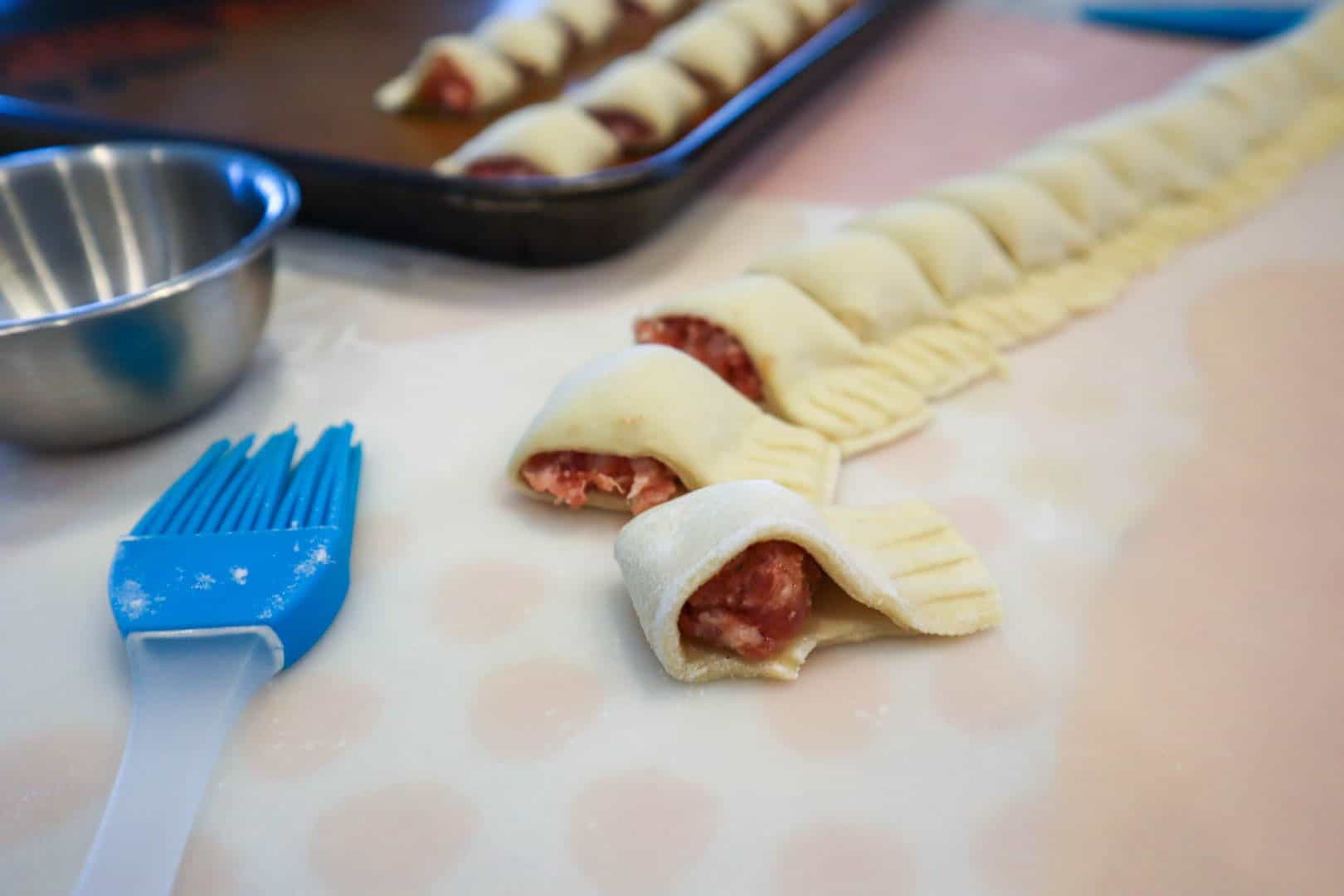 Bite Sized Sausage Rolls ~ The Recipe Bandit