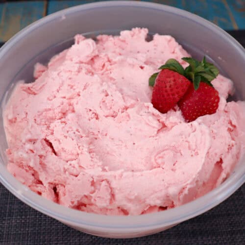 Homemade Fresh Strawberry Gelato ~ The Recipe Bandit