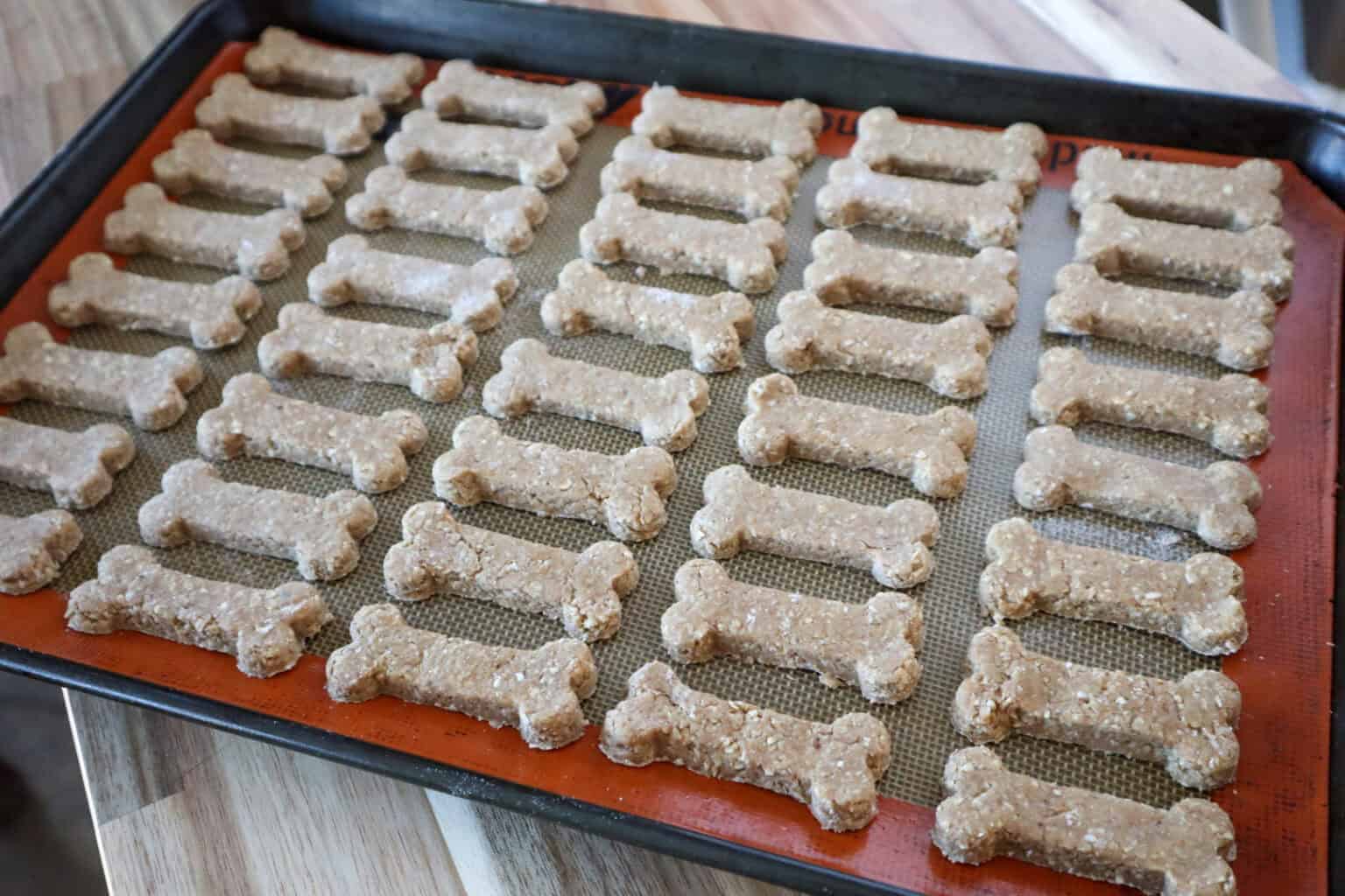 Homemade Peanut Butter & Banana Dog Treats ~ The Recipe Bandit