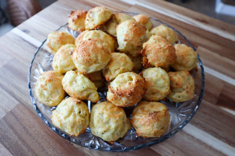 Easy French Cheese Puffs (Gougeres) ~ The Recipe Bandit